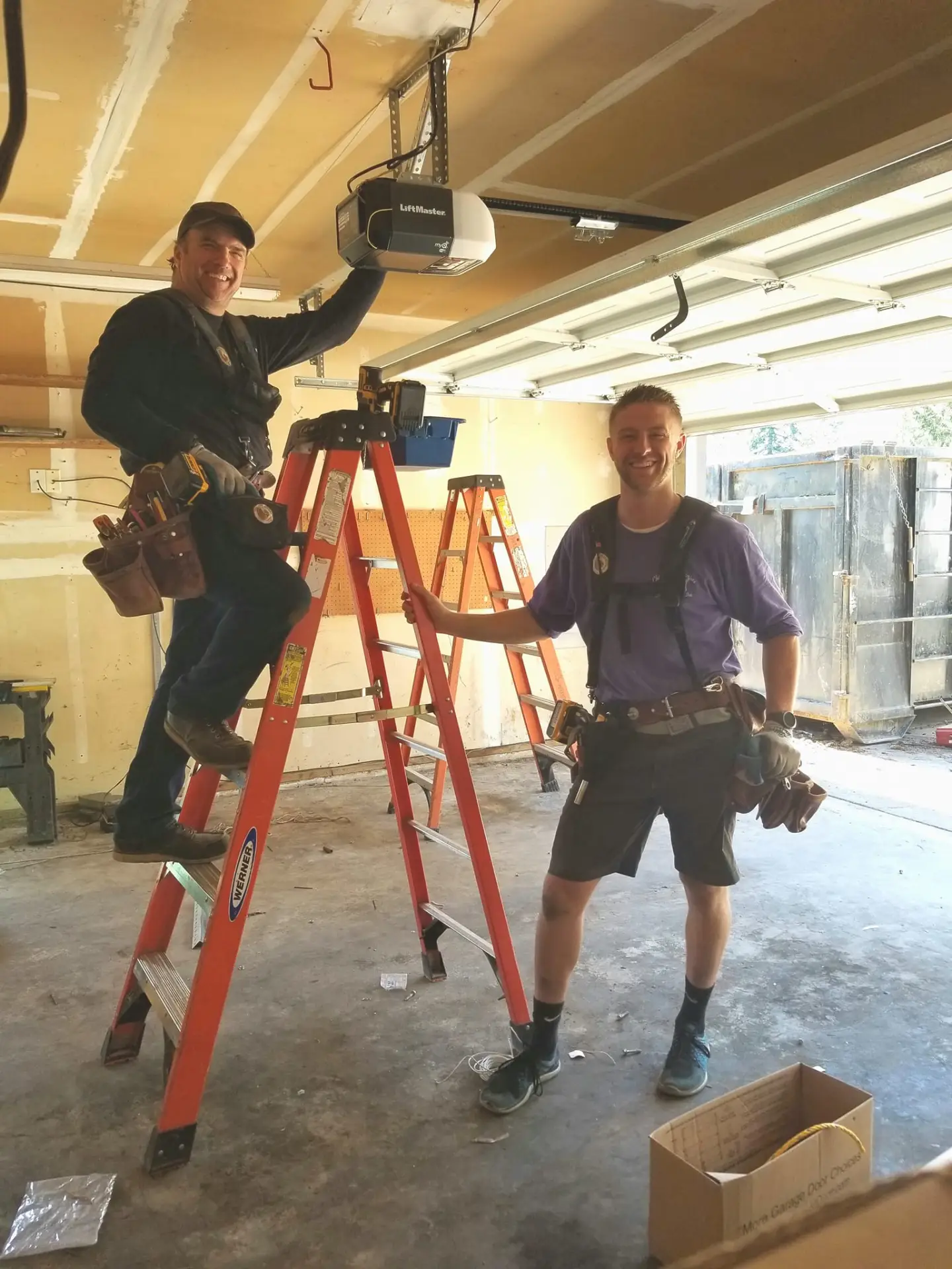 About Us - Chinook Enterprises Garage Doors